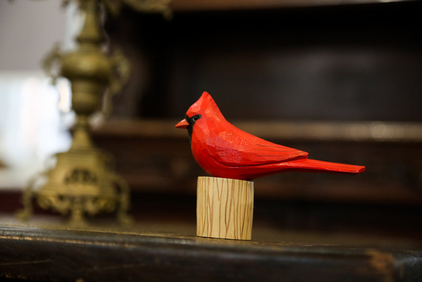 Male Cardinal + Stand – curated-quality-goods